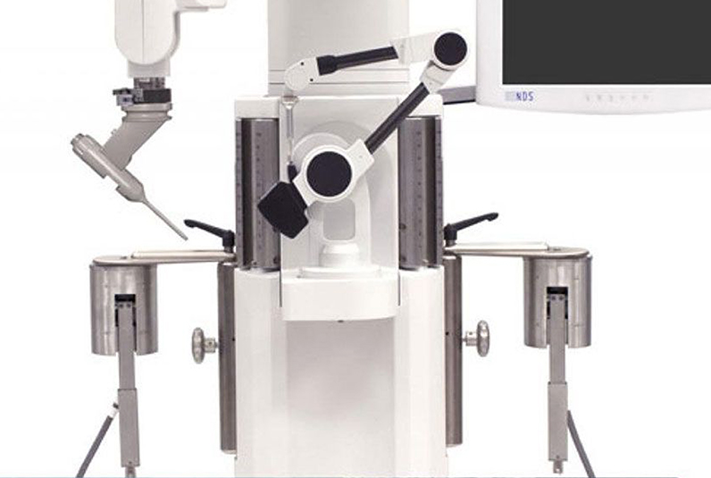 Plataforma robótica automatiza la preparación del hueso para el ...